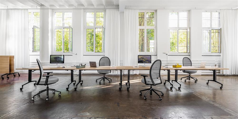 Tische. Office Meier | Büroeinrichtung, Medientechnik & Bürobedarf